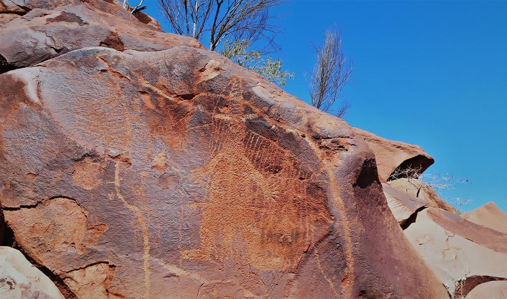 Petroglyphs at Punda Rock Art Site – Travel nut