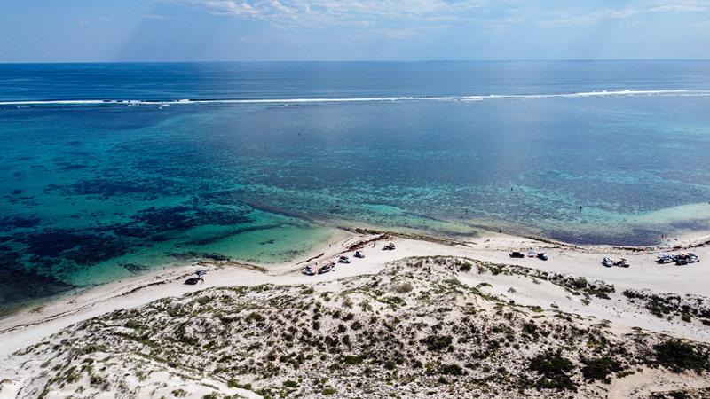 Snorkelling at Five Fingers near Coral Bay – Travel nut