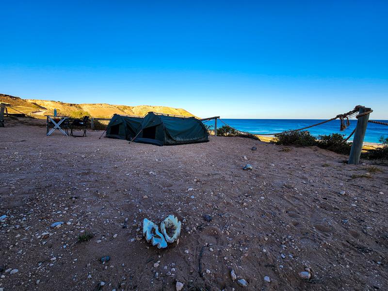 Red Bluff near Quobba Station - Travel nut